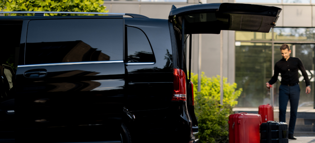 Everything you need to know about minibuses - Synergy Car Leasing Hub